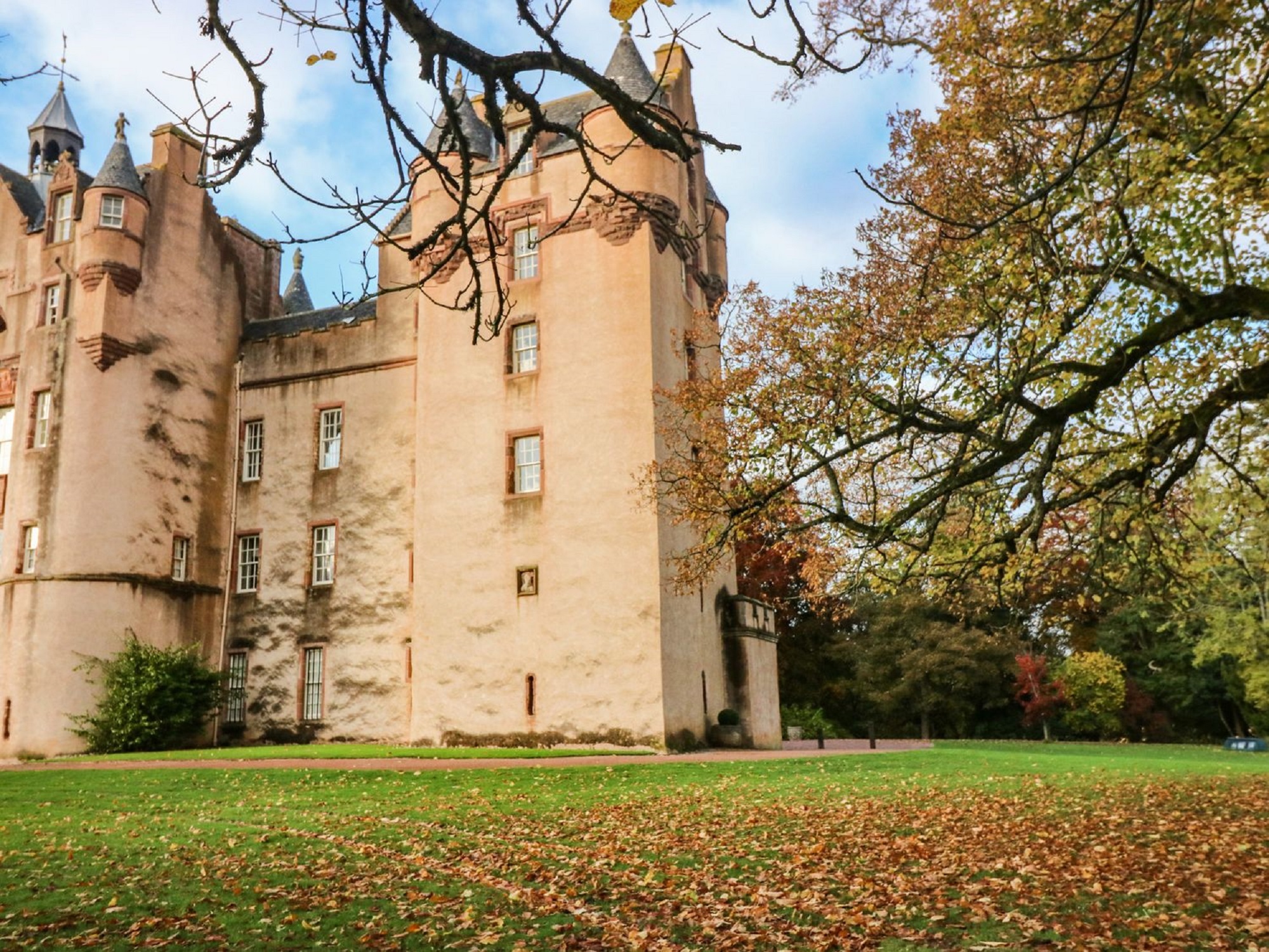 Scottish castle holidays | National Trust for Scotland