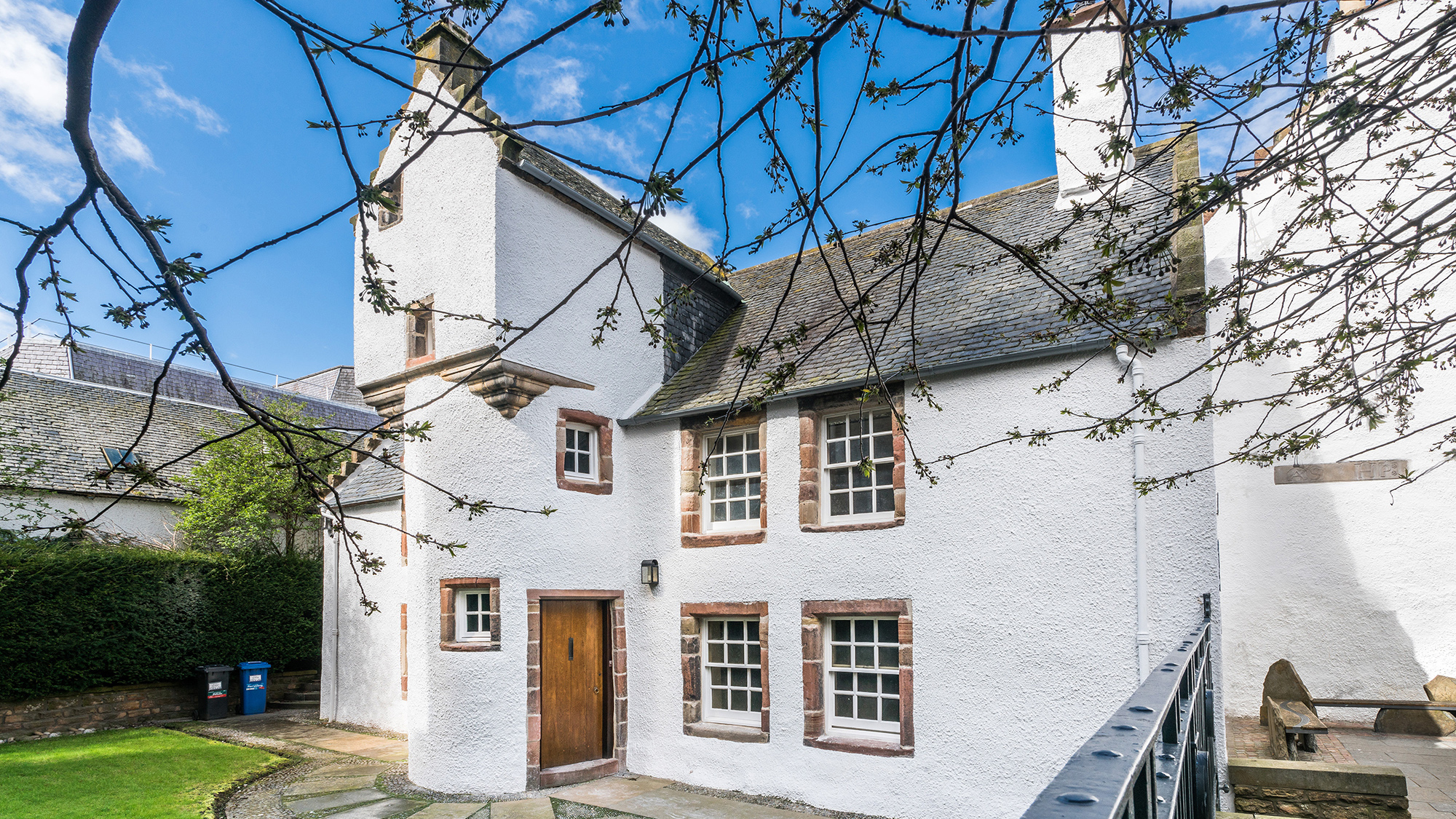 Abertarff House | National Trust for Scotland