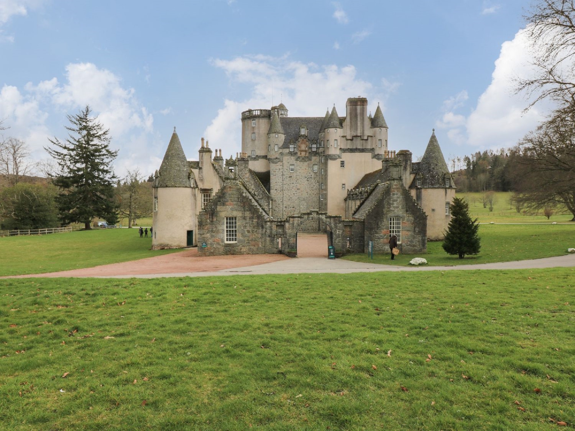 Scottish castle holidays | National Trust for Scotland